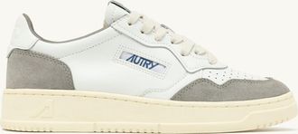 Autry BASKETS MEDALIST LOW EN CUIR BLANC ET DAIM VAPOR