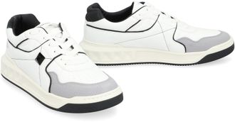 Valentino Garavani Mens One Stud Low-Top Sneakers White Calfskin Trainers
