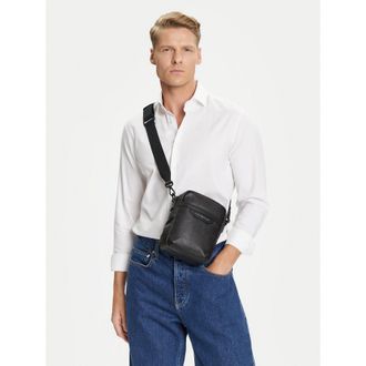 Tommy Hilfiger Umh&auml;ngetasche Tommy Hilfiger AM0AM13546 Schwarz