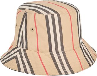 Burberry ACCESSOIRES - M&uuml;tzen & H&uuml;te auf YOOX.COM