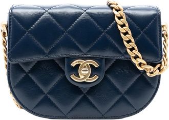 Chanel Hobo Bags - Mini CC Quilted Shiny Calfskin Round Moon Messenge - Gr. unisize - in Blau - f&uuml;r Damen