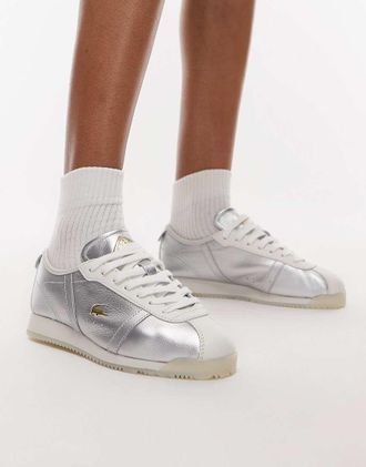 Lacoste Club Low - Sneaker in Silber und Grau-Wei&szlig;