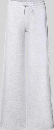 Review Sweatpants mit H&auml;kelspitze