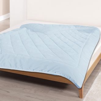 Delindo Lifestyle Bettdecke 135x200 cm, blau, Pflegeleicht, Steppdecke Dream Colour, Sommer d&uuml;nn leicht, Oeko-TEX Standard 100, Allergiker geeignet