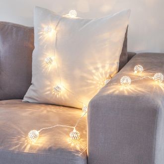Lights4fun 16er LED Lichterkette Marokkanisch silberne Kugel Lichterkette 24V perlweiß