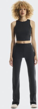 On All-Day Ribbed Crop