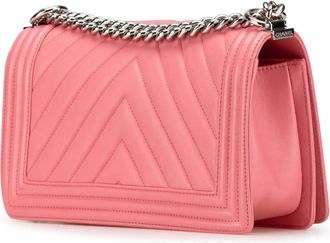 Chanel Hobo Bags - Old Medium Chevron Lambskin Boy Flap - Gr. unisize - in Gold - f&uuml;r Damen