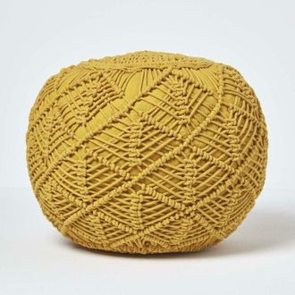 Homescapes Pouf tress&eacute; en macram&eacute; jaune moutarde, 35 x 40 cm - Homescapes