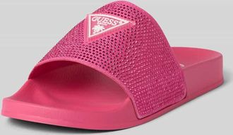 Guess Slides mit Label-Applikation