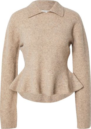 Second Female Pullover Selana