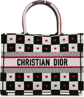 Dior Shopper - DiorAmour Medium Canvas D-Chess Book Tote - Gr. unisize - in Wei&szlig; - f&uuml;r Damen