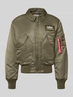 Alpha Industries Bomberjacke mit seitlichen Pattentaschen und Label-Patch