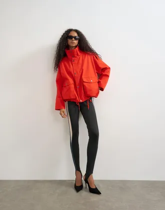 Topshop trench &agrave; ourlet boule rouge
