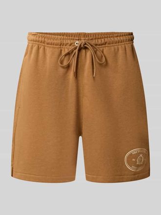 Nike Regular Fit Sweatshorts aus Baumwoll-Mix