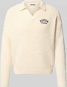 Review Strickpullover mit Label-Stitching