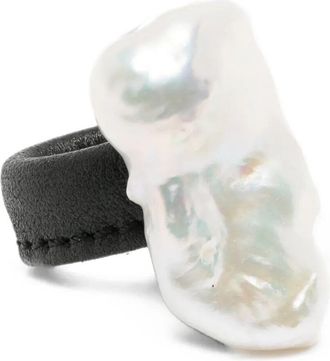 Monies Ring Baroque Pearl Lune