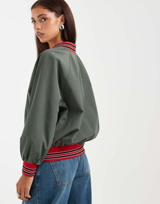 Asos College-Bomberjacke in Khaki-Gr&uuml;n