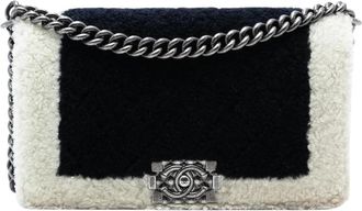 Chanel Sac bandouli&egrave;re &agrave; rabat doccasion - Femme - Pre-owned - Noir - Taille: ONE Size