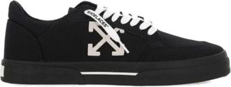 Off-white Homme, Chaussures, Noir, Taille: 44 EU Baskets basses en toile vulcanis&eacute;e