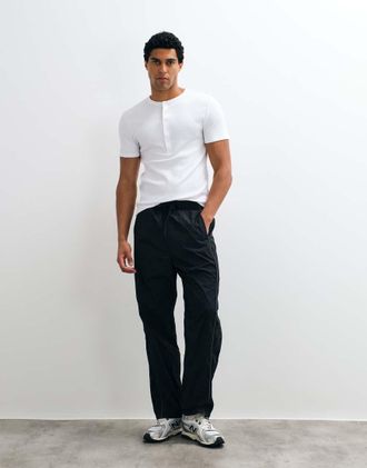 Hollister pantalon de jogging ample &agrave; motif lat&eacute;ral noir