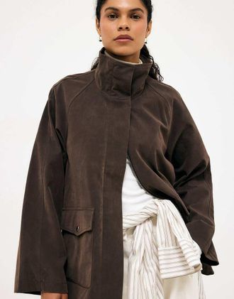NA-KD veste &agrave; col montant en daim synth&eacute;tique marron-Vert