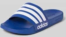 adidas Badeschuhe mit Kontraststreifen