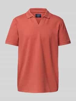 Mc Neal Regular Fit Poloshirt mit V-Ausschnitt
