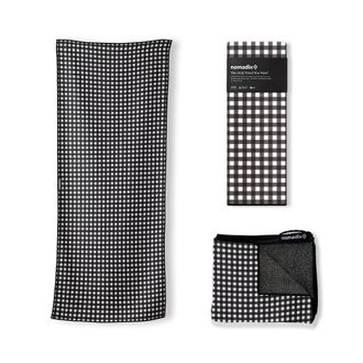 Nomadix Original Handtuch - perfekt f&uuml;r Strand, Pool, Reisen, Camping, Yoga - aus recycelten Materialien - super saugf&auml;hig - sandabweisend - Gingham-Schwarz -