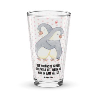 Mr. & Mrs. Panda Premium Trinkglas Pinguine Kuscheln - Geschenk, f&uuml;r Frauen, Saftglas, Valentinstag, Hochzeitstag, M&auml;nner, Kristall, Freundin, Mit Spruch, Restaurant, 
