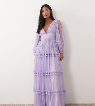 Lace & Beads Petite Robe longue en tulle avec d&eacute;collet&eacute; plongeant en V et manches ballon - Lilas-Violet