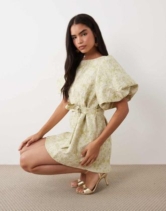 Vila Kurz&auml;rmliges Jacquard-Minikleid in Rauchgr&uuml;n mit floralem Gobelinmuster