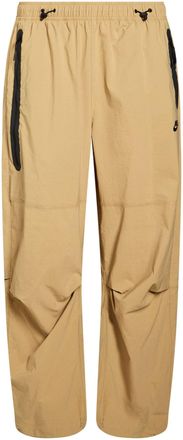 Nike HOSEN & R&Ouml;CKE - Hosen auf YOOX.COM
