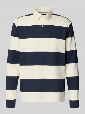 Mc Neal Poloshirt mit kurzer Knopfleiste