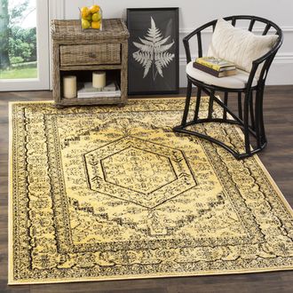 Safavieh Traditionell Teppich für Wohnzimmer, Esszimmer, Schlafzimmer - Adirondack Collection, Kurzer Flor, Gold und Schwarz, 155 X 229 cm
