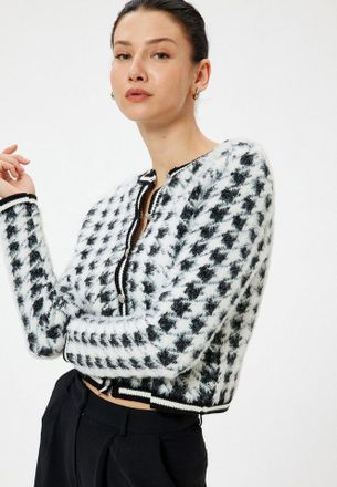 Koton Cardigan Rundhalsausschnitt Mit Kn&ouml;pfen