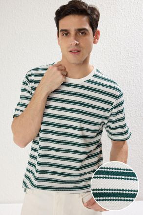 Trendyol MAN Herren Mehrfarbig Gestreift Kurz Regular Fit T-Shirts