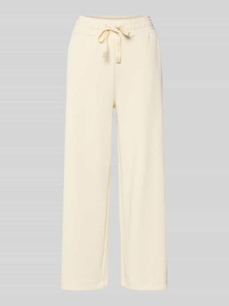 Soyaconcept Wide Fit Sweatpants in verk&uuml;rzter Passform Modell Banu