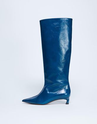 Topshop Sophie Premium - Kniehohe Stiefel aus hochwertigem Leder in Blau mit spitzer Zehenpartie