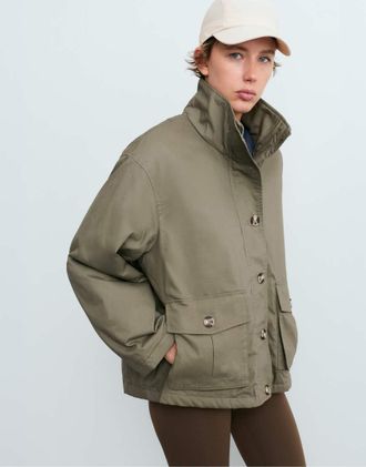 Oysho veste en toile matelass&eacute;e Fellex aerogel en vert