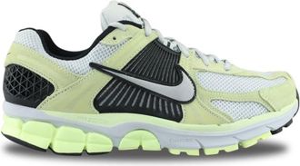 Nike Herren Zoom Vomero 5 Sneaker, Barely Volt MTLC Platinum Pure Platinum, 42.5 EU