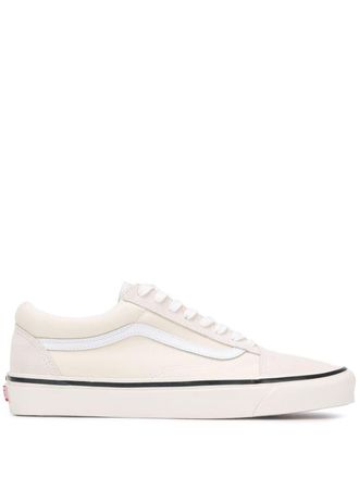 Vans Sneakers mit Kontrasteins&auml;tzen - Nude