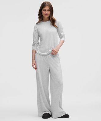 lululemon BeCalm Hose mit weitem Bein und mittelhohem Bund f&uuml;r Frauen - Gr&ouml;&szlig;e 2XS in Heathered Core Ultra Light Grey