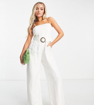 Forever New Jumpsuit in Weiß mit weitem Bein und Taillenband mit Schnallendetail