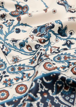 Mango Foulard satin&eacute; paisley bleu marine fonc&eacute; - Femme - Taille unique - MANGO