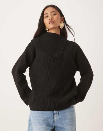 Pretty Lavish Oversize-Strickpullover in Schwarz mit geschlitztem Ausschnitt