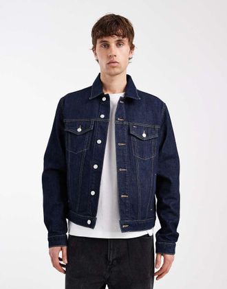 Tommy Jeans Trucker-Jeansjacke in dunkelblauer Waschung