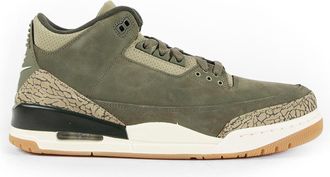 Nike Air Jordan 3 Retro Sneakers