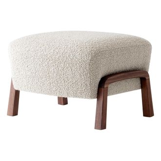 & Tradition Pouf ottoman Wulff ATD3, pi&egrave;tement noyer & Tradition