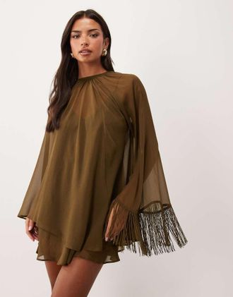 Asos robe courte &agrave; superposition, ourlet &agrave; franges et manches, kaki-Vert