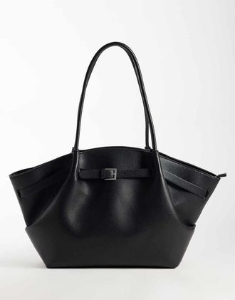 Gina Tricot Gina Tricot gro&szlig;e Tote-Bag aus Kunstleder mit Schulterriemen in Schwarz